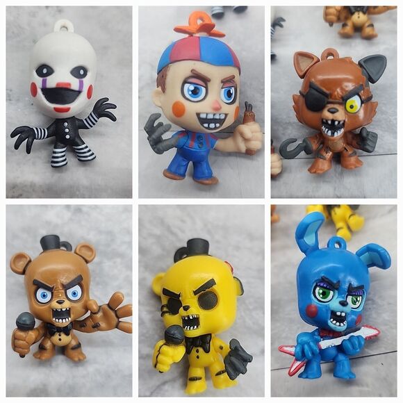 Funko | Toys | Five Nights At Freddys Fnaf Mini Figure Clip Keychains ...